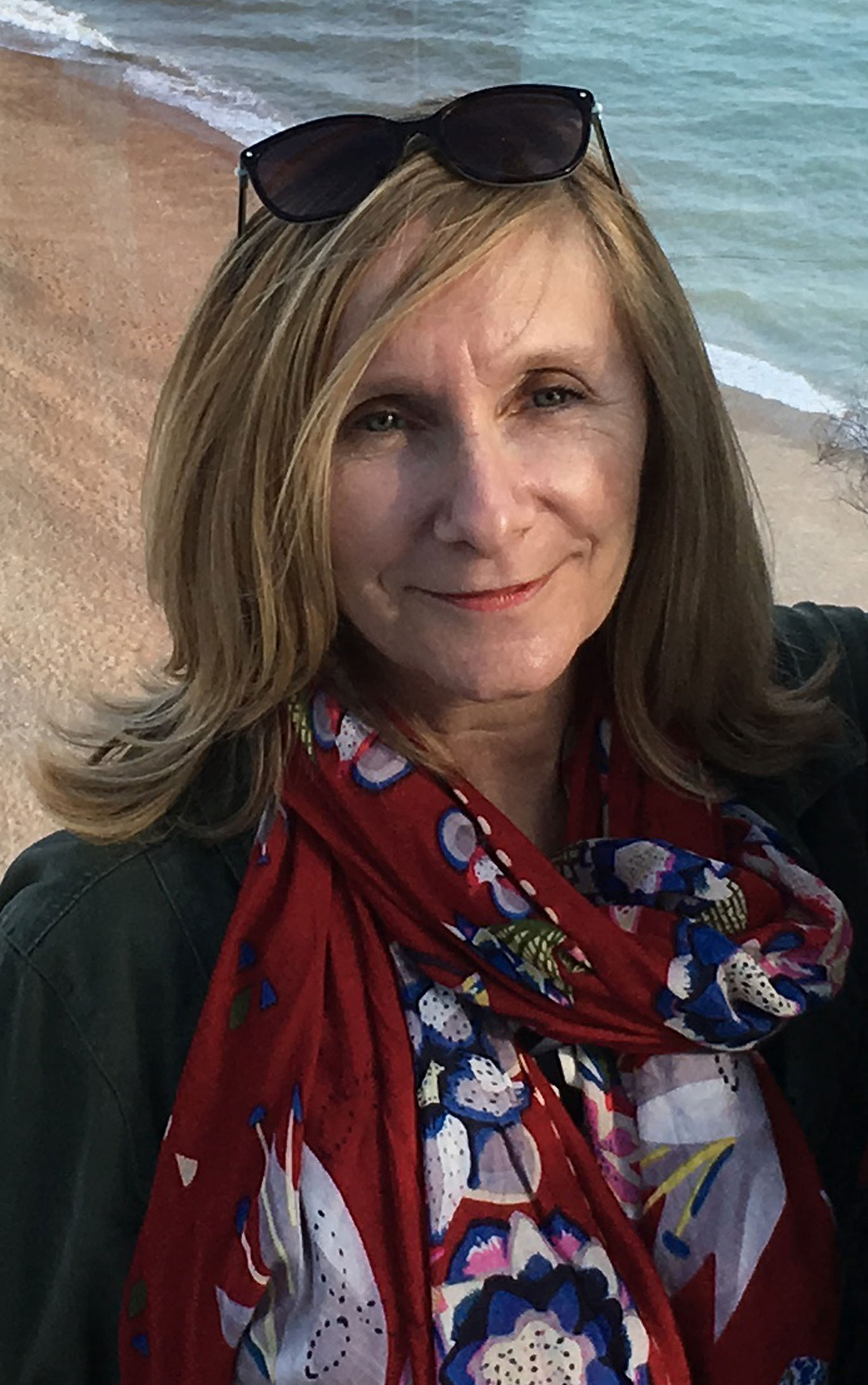 Annie Phillips's Instagram, Twitter & Facebook on IDCrawl